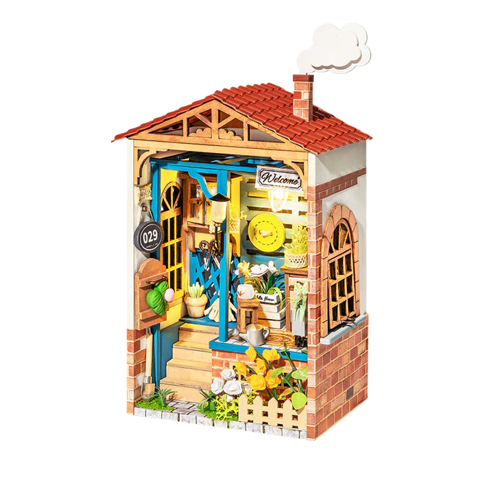 DIY Miniature House Kit: Dream Yard ⋆ Time Machine Hobby
