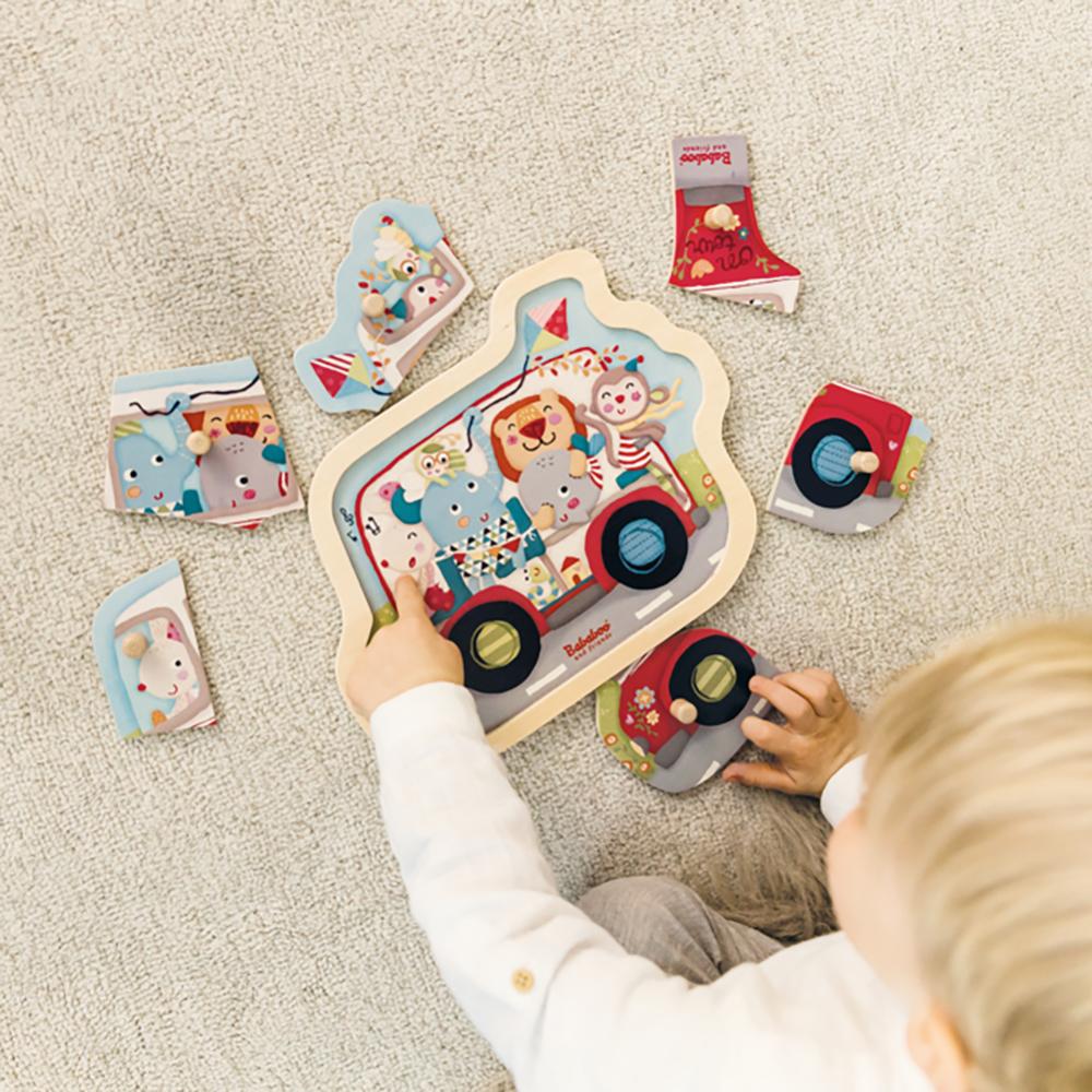 Friends on Tour Discovery Puzzle ⋆ Time Machine Hobby