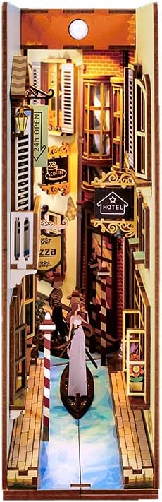 Travel in Venice Book Nook Kit ⋆ Time Machine Hobby